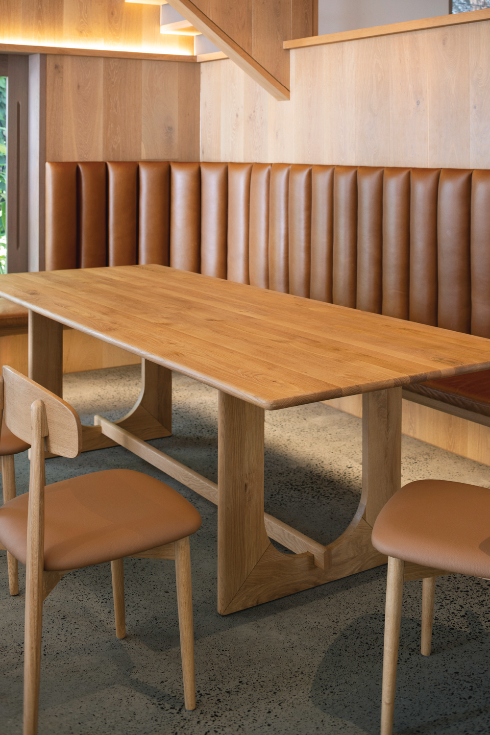 Arke Solid Oak Dining Table - Oak Oiled | The Modern